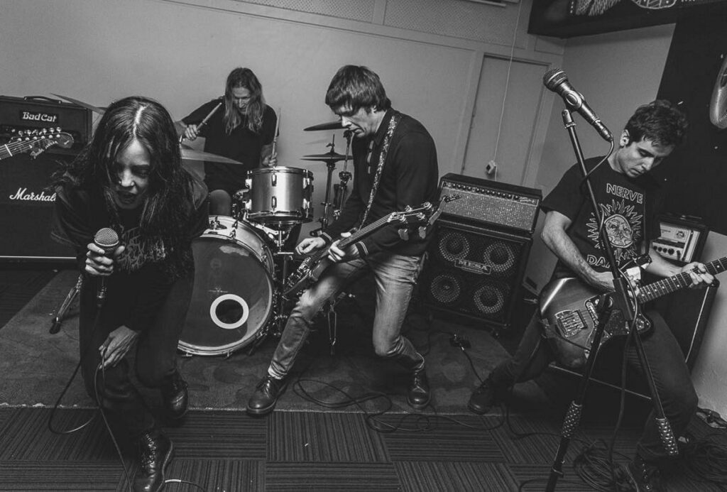 A deep dive into the state of screamo - 25 bands mega feature ...