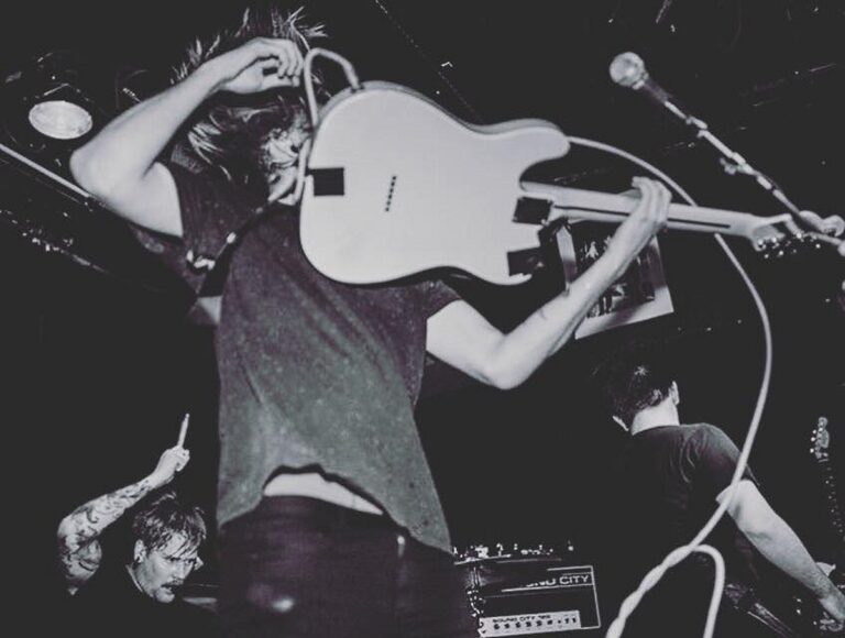 A deep dive into the state of screamo - 25 bands mega feature ...