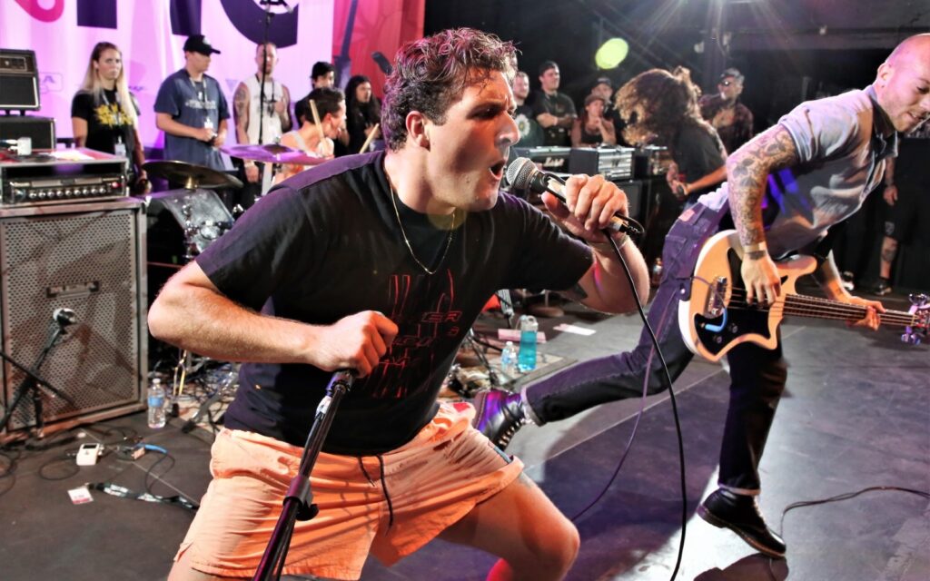 Revelation Records signs DRAIN! - IDIOTEQ.com