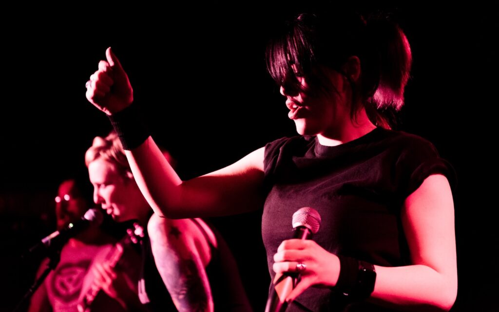 TSUNAMI BOMB return after 15 years; new song available! - IDIOTEQ.com