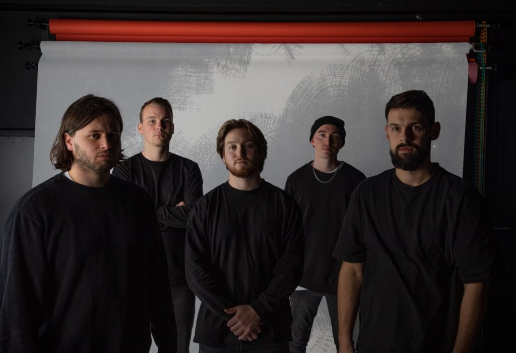 "Finding Peace in Tragedy" - Nijmegen hardcore band VAIN LOUIE share ...