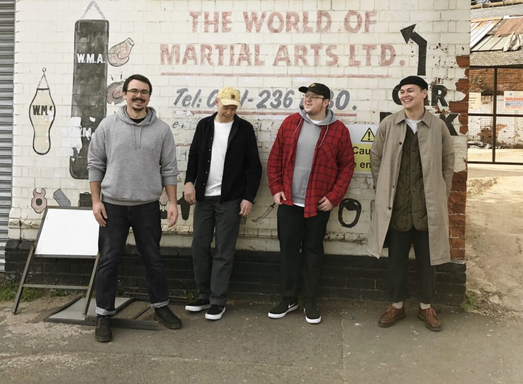 Slow dark rockers OUTLANDER streaming new singles - tour with BOSSK ...