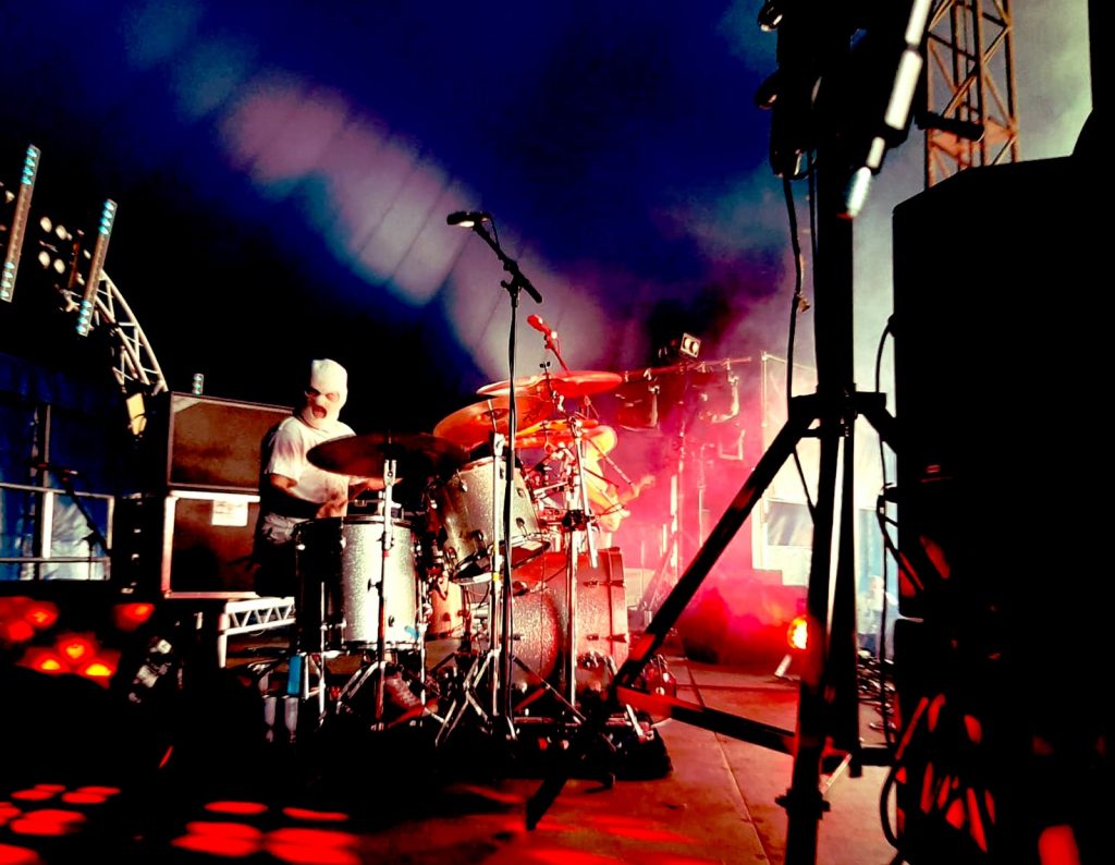 Top 10 two-piece acts in alternative rock, metal and punk - BINGE ...