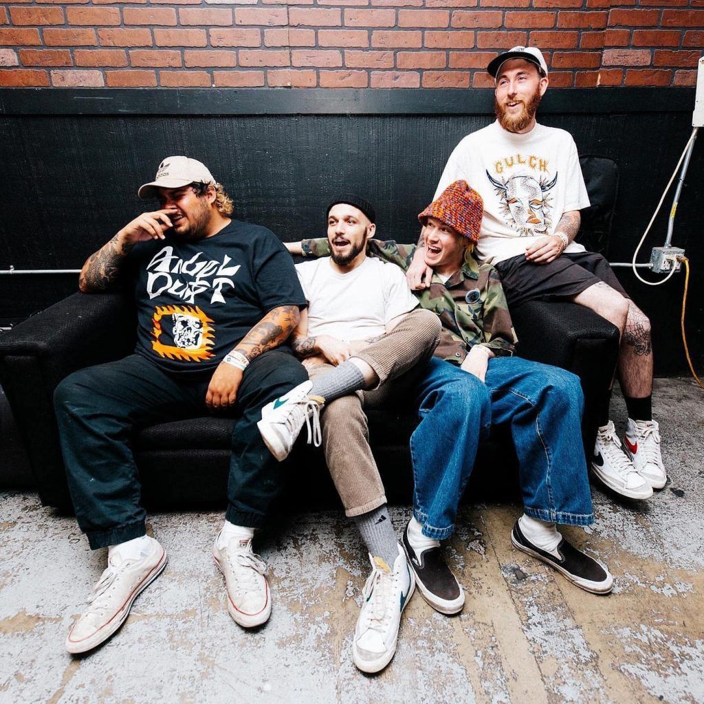 Shoegazin' rockers RIDGEWAY premiere "Winding", share top alternative ...