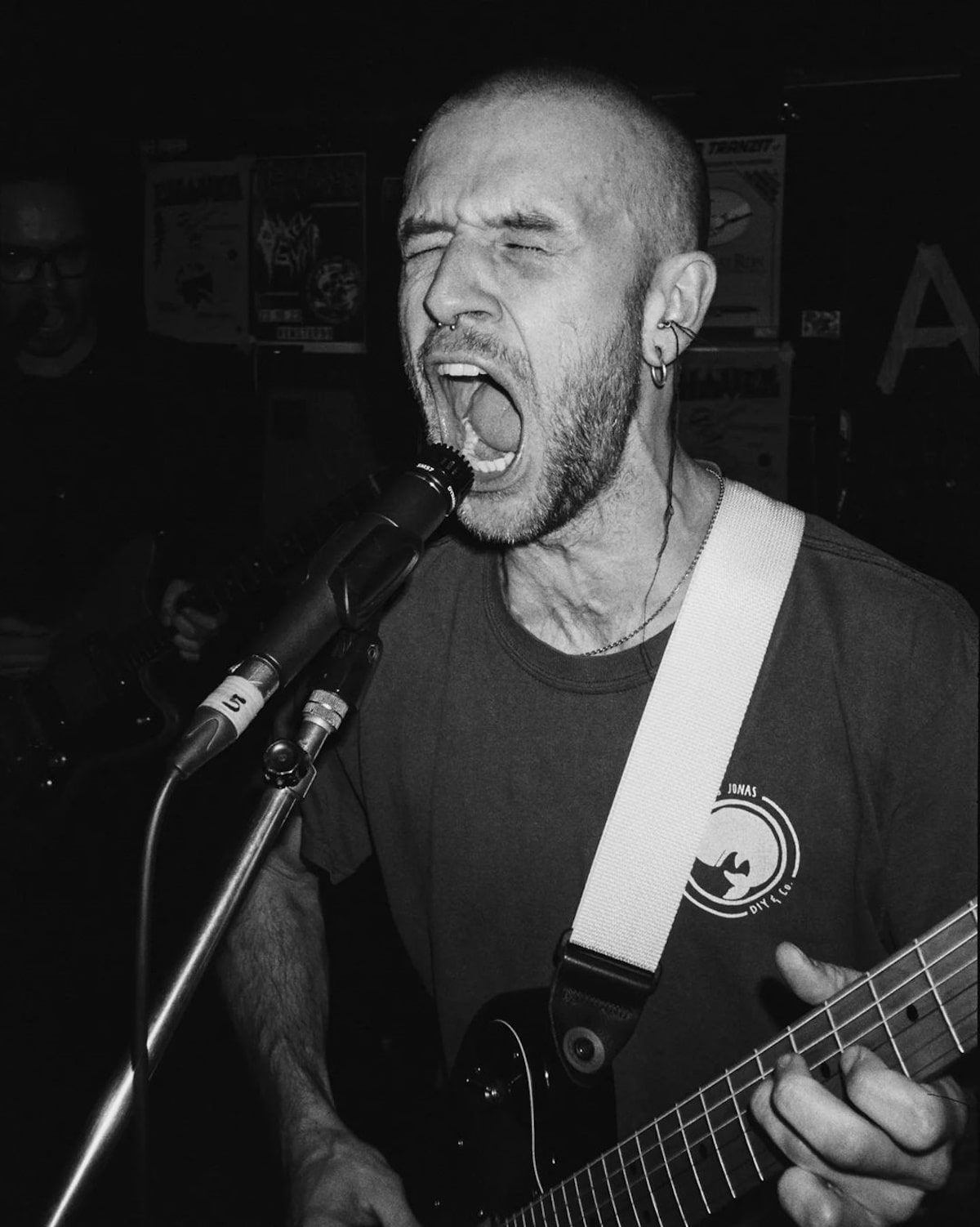 VA FA NAPOLI: bridging emo with punk spirit - IDIOTEQ.com