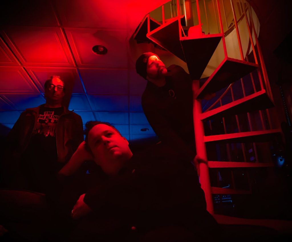 Post punk act PALM GHOSTS premieres "Quit Kidding Yourself" ina stark ...