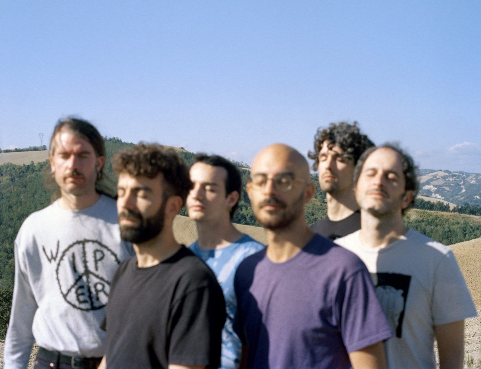 IDIOTEQ.com - Indie & Hardcore Punk Music Webzine