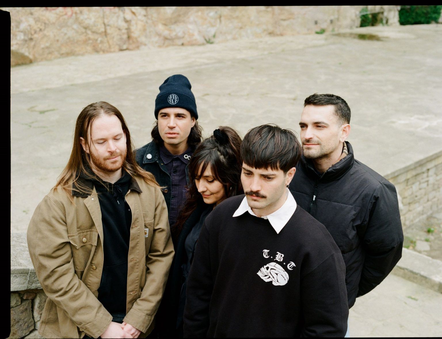 LEAVS: a glimpse into the shadows of light with beautiful new album ...