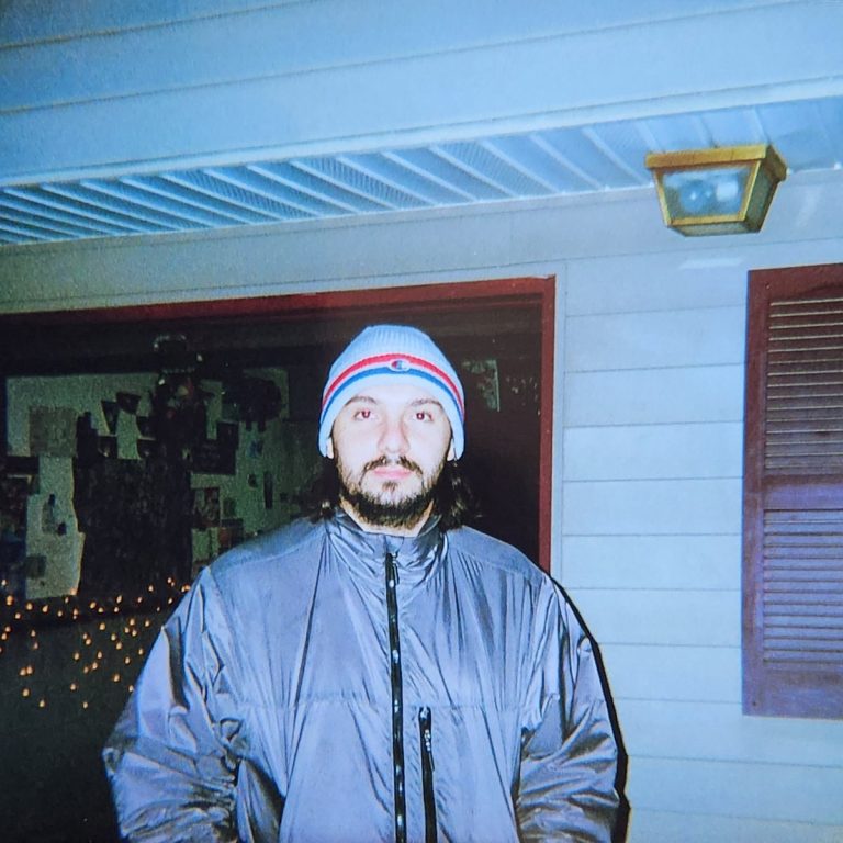 Acoustic alt emo act BODEGA DOG introduces himself with debut single ...